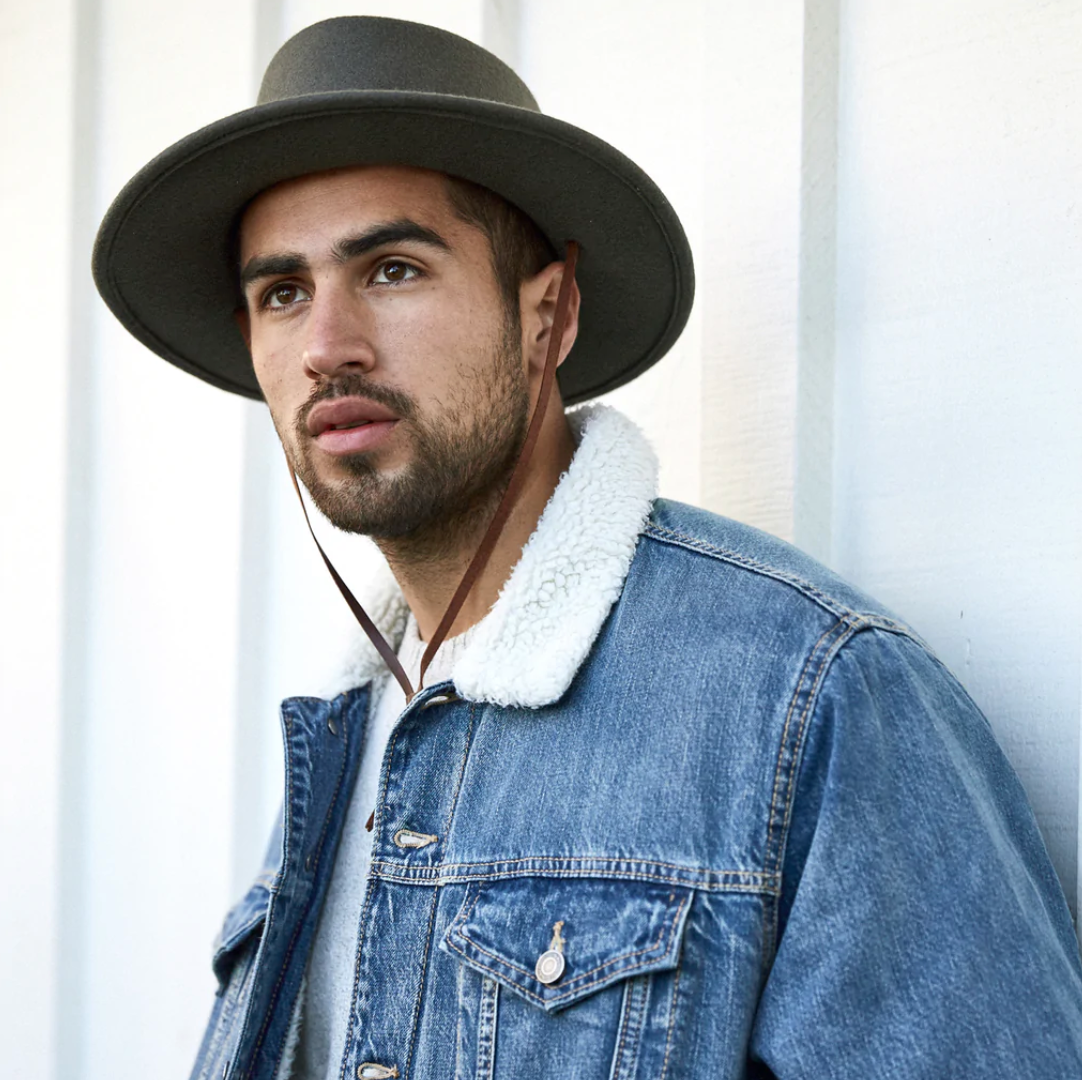 Wayne R Grey – Bridge + Root